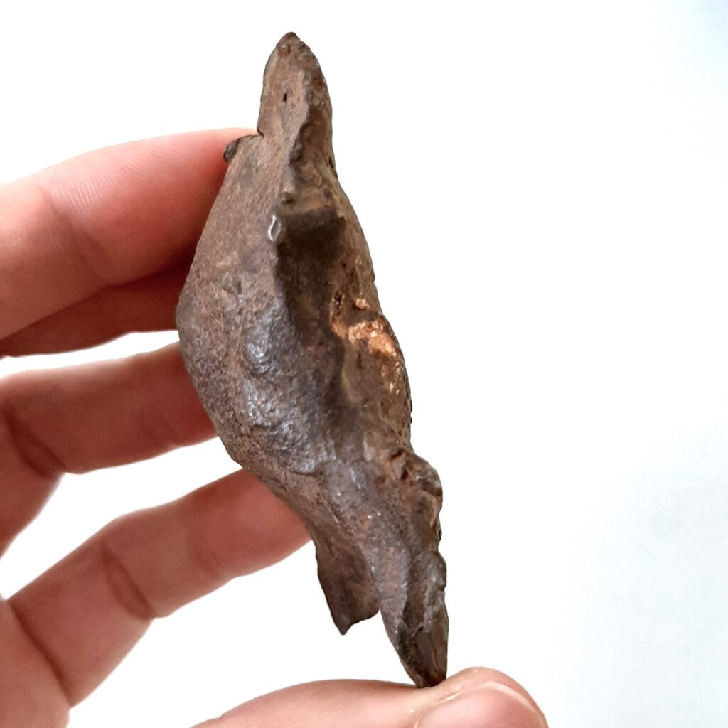 Gebel Kamil meteorite. Crater maker ataxite - Meteolovers